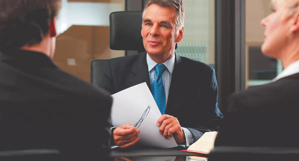 Conveyancers vs Solicitors in Queensland: What You Should Know